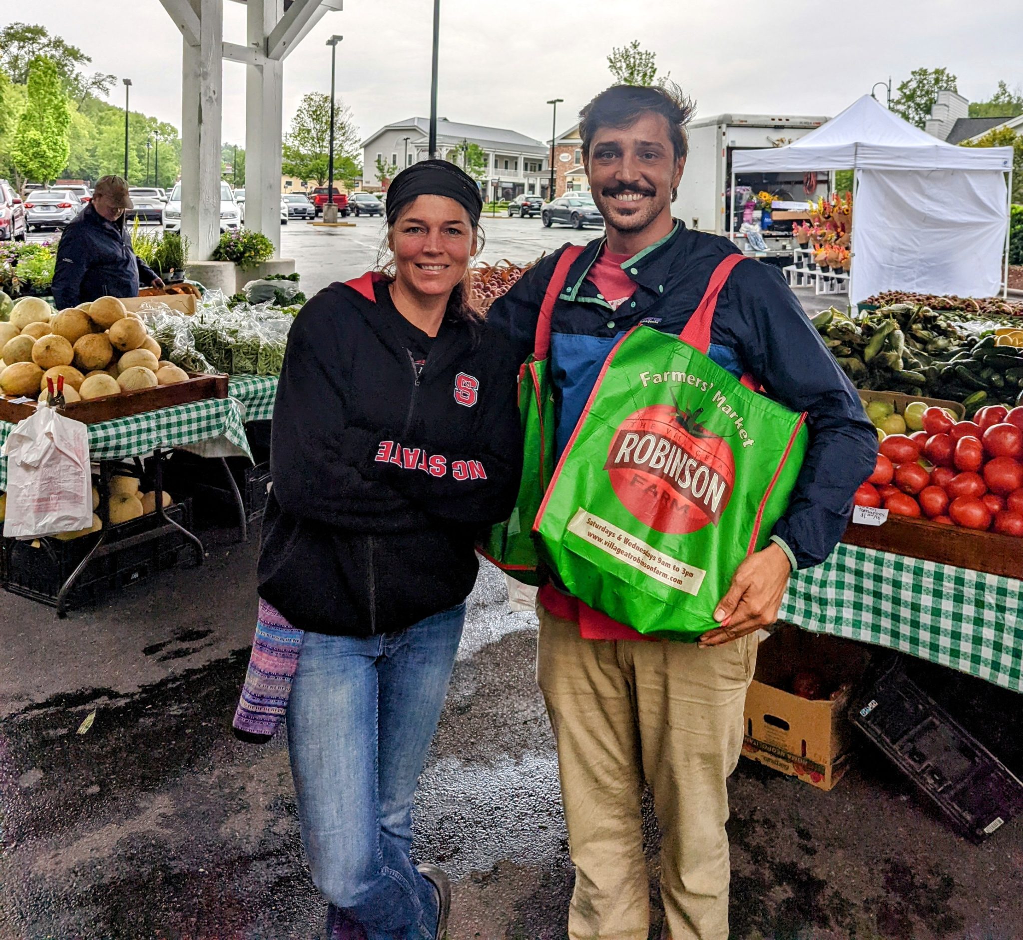 Weekly Farmer's Market | The Village at Robinson Farm